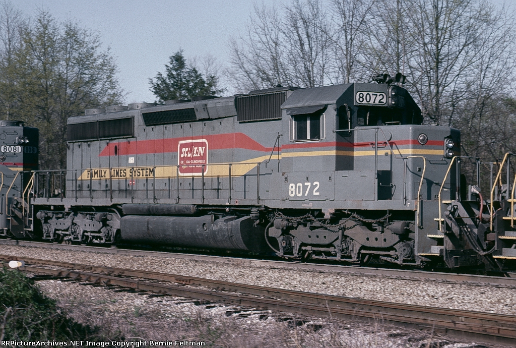 Louisville & Nashville SD40-2 #8072